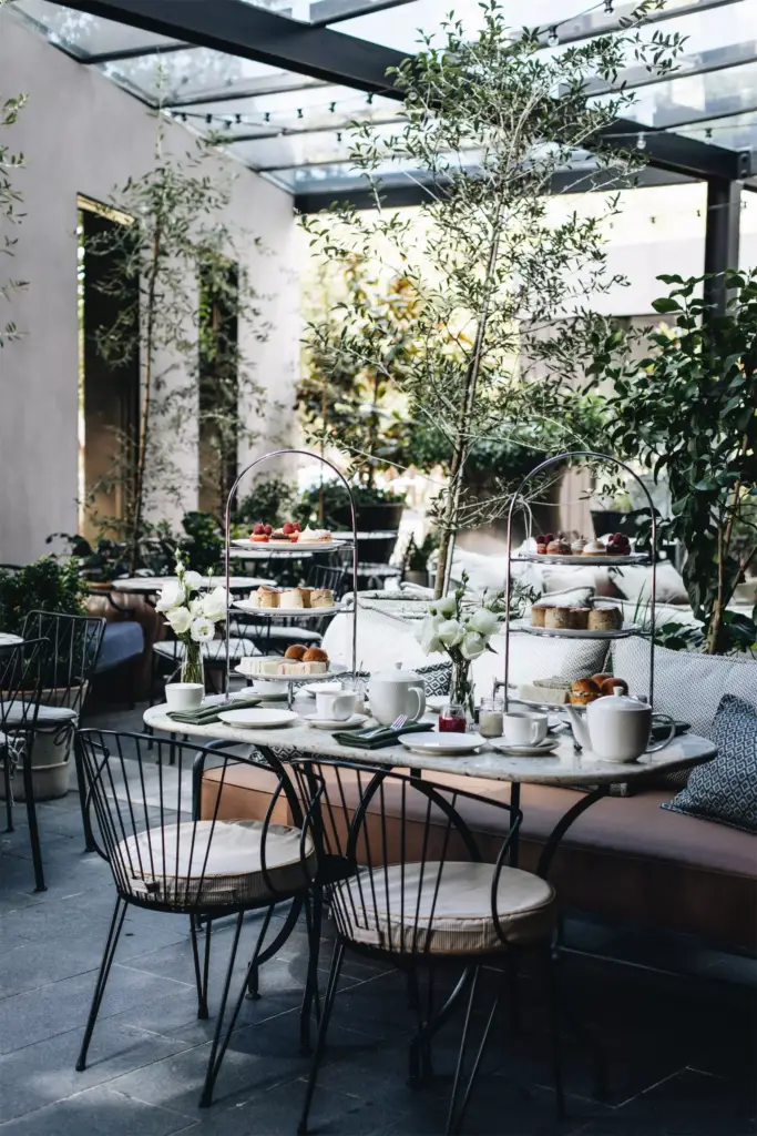 High Tea at Louis Hotel Realm - Luxury High Tea in Canberra